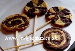 Cookie pops or biscuits on sticks - some inspiration